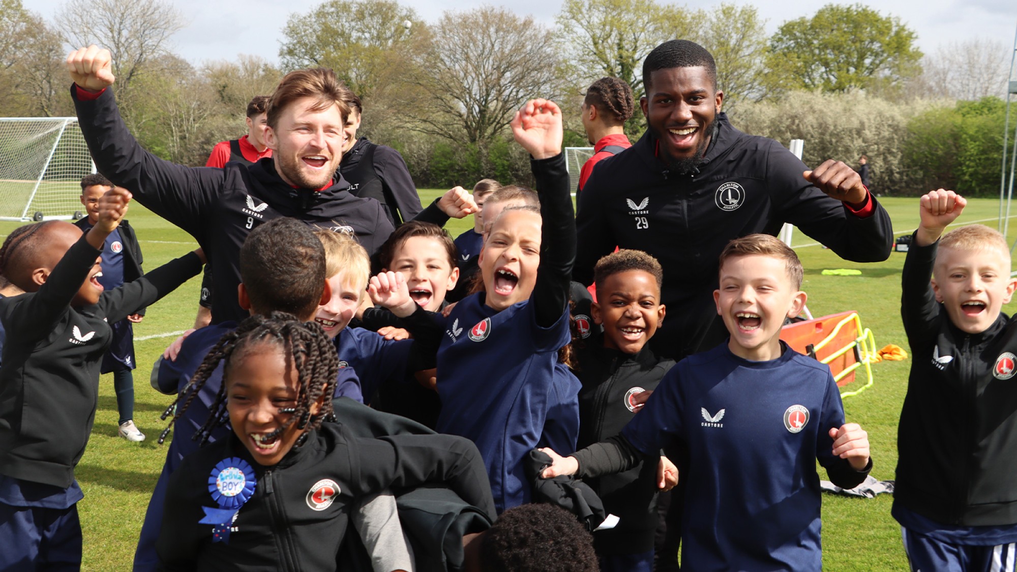Charlton's U8s meet the men's first-team squad | Charlton Athletic ...