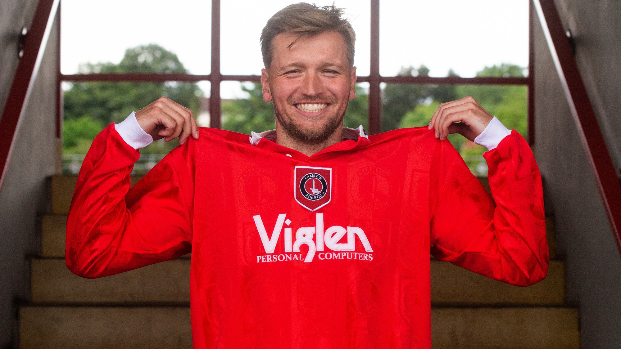 GALLERY | Luke Berry signs | Charlton Athletic Football Club