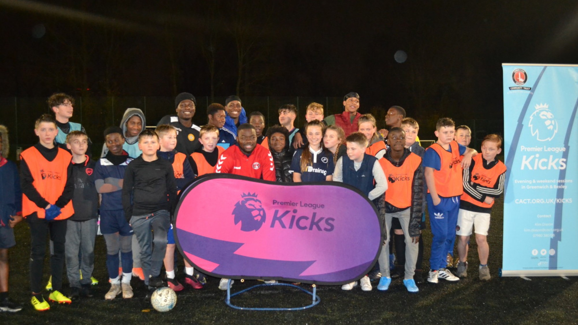 Charlton Athletic defender Deji Oshilaja visits Premier League Kicks ...