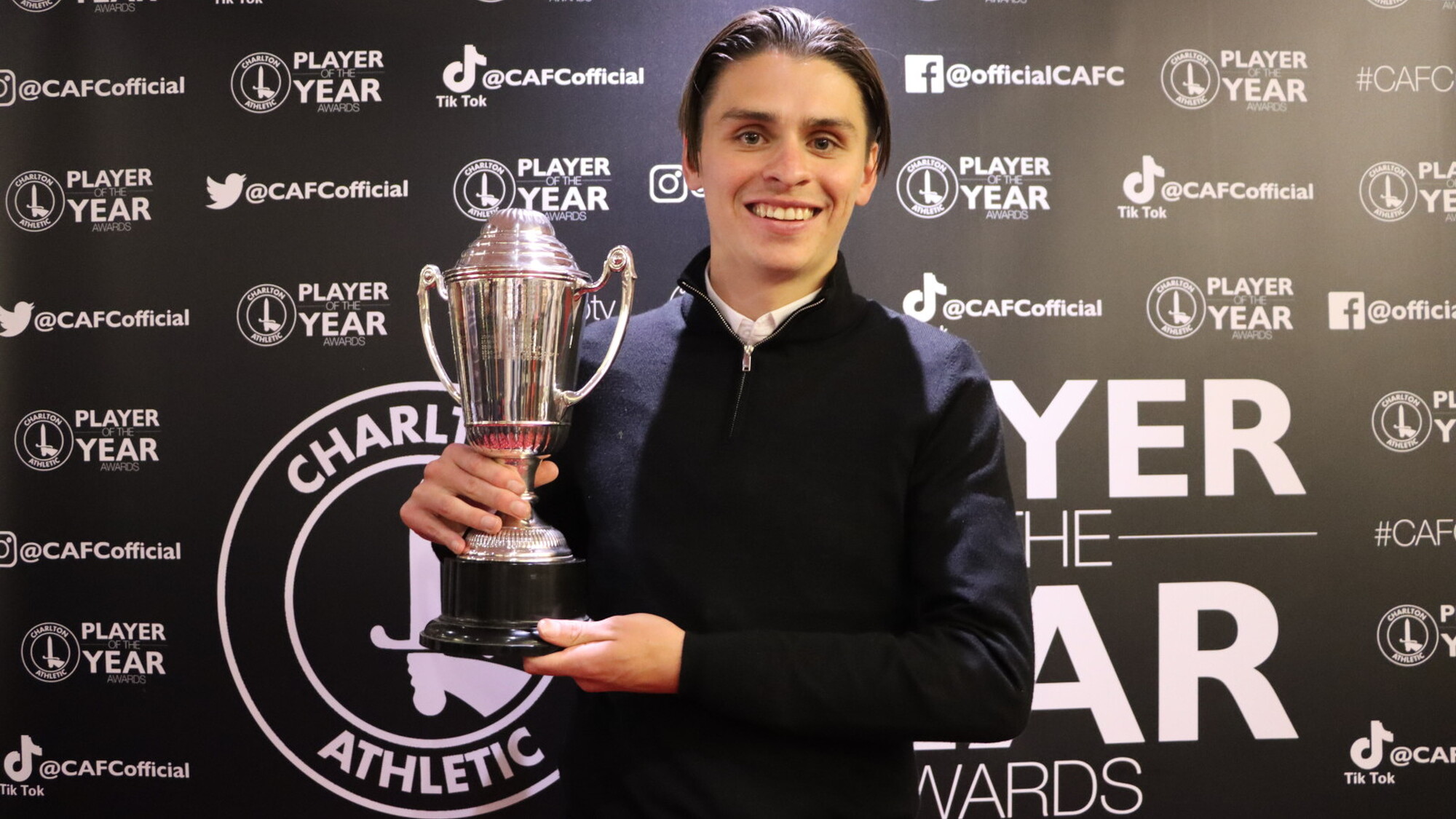 George Dobson named 2022 Player of the Year | Charlton Athletic ...