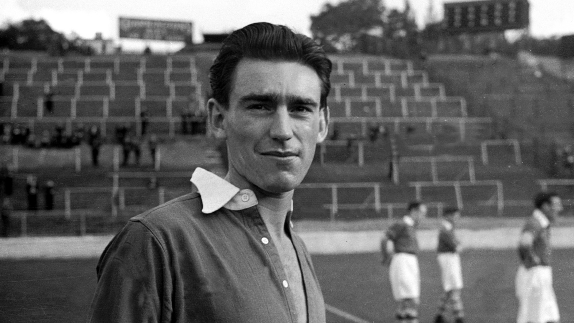 Kent & Charlton legend Ufton to be celebrated at Canterbury Cathedral ...